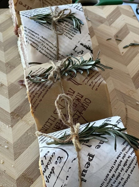 Newspaper Deli Paper Sheets Sandwich Twine Set for Food Display Buffet ...