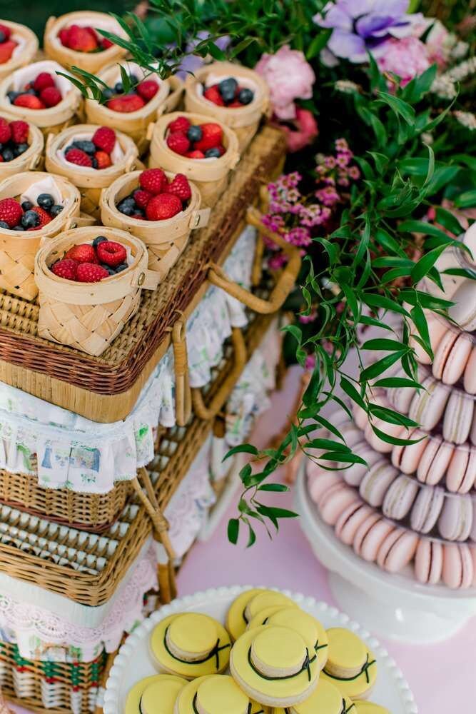 Individual Fruit Berry Basket Favor Tiny Wooden Picnic Basket Catering ...