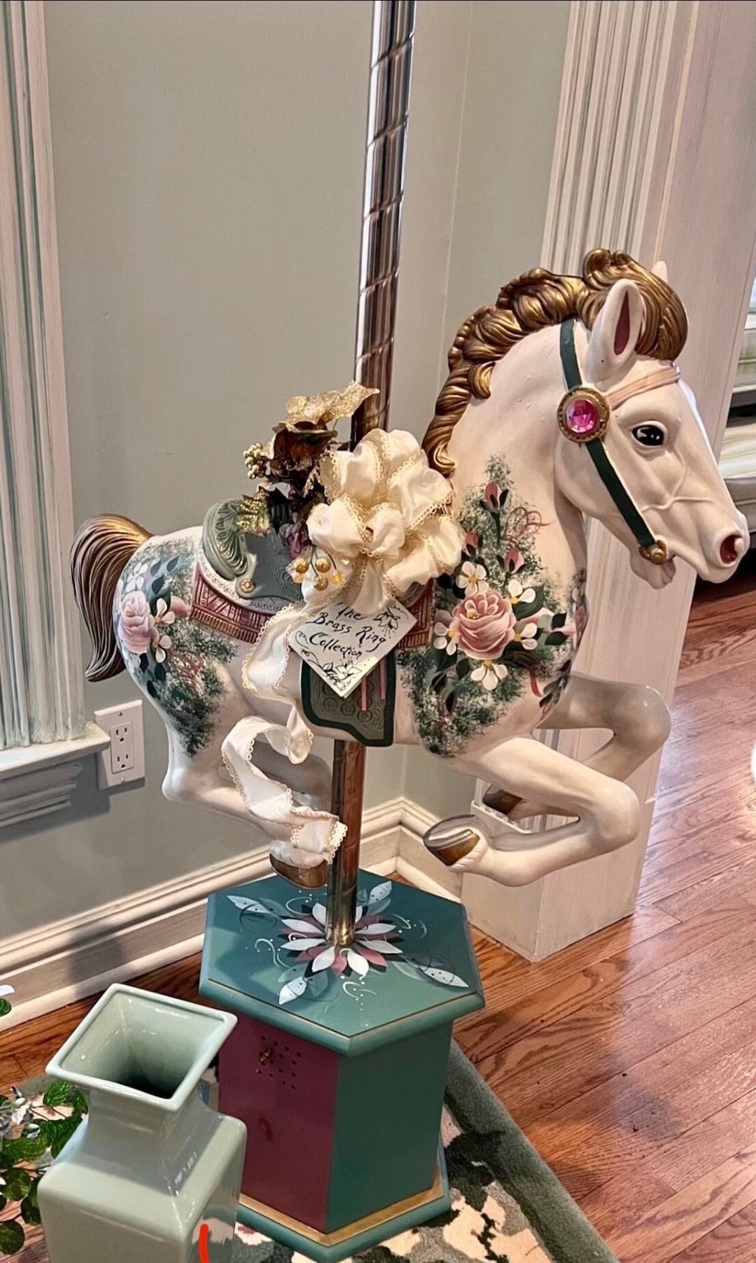 Life Size Carousel Horse for Rent / Floral Horse Prop for Rent - Etsy UK