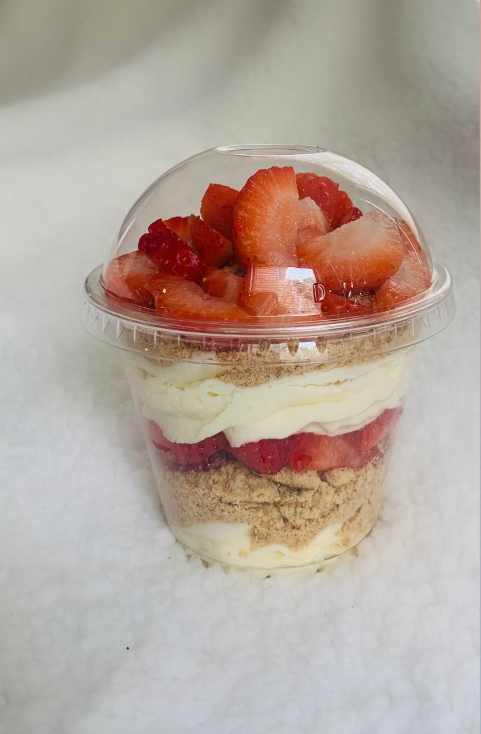Clear Parfait Cups With Insert With Dome Lids and Forks Appetizer Cups ...