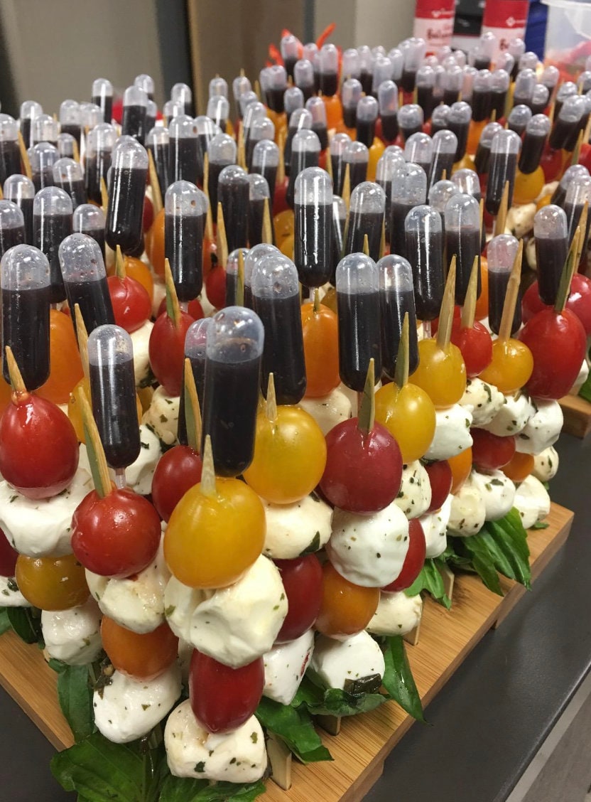 Salad Appetizer Cups Dressing Pipettes Mini Forks Set for Food Display ...