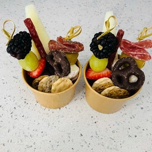 Charcuterie Favor Cups and Toothpicks for Individual Charcuterie Cheese ...