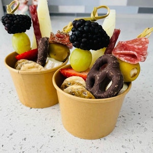 Charcuterie Favor Cups and Toothpicks for Individual Charcuterie Cheese ...