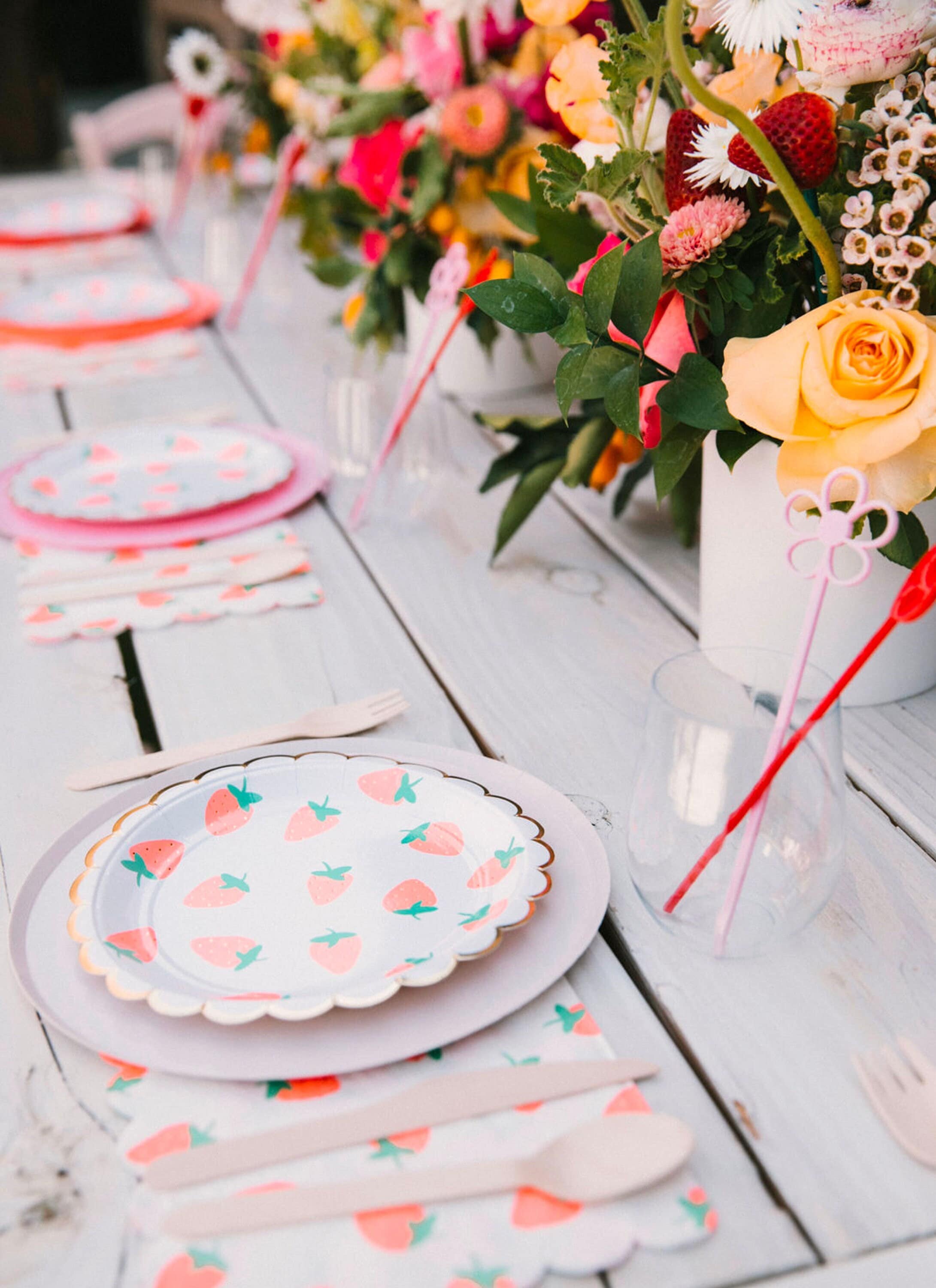Strawberry Shortcake Party Paper Plate Cups Napkins Cutlery Set for ...