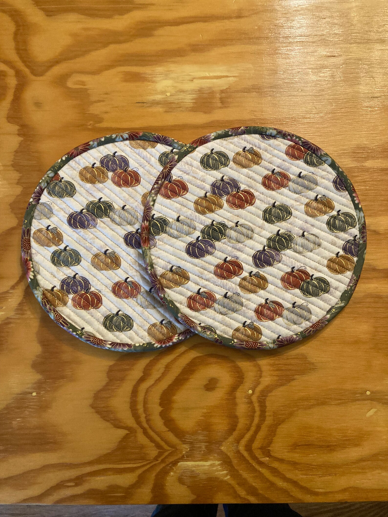 Autumn Themed Oversized Quilted Trivet/potholder 8-3/4" Wide - Etsy
