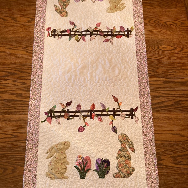 Easter Table Runner - Etsy