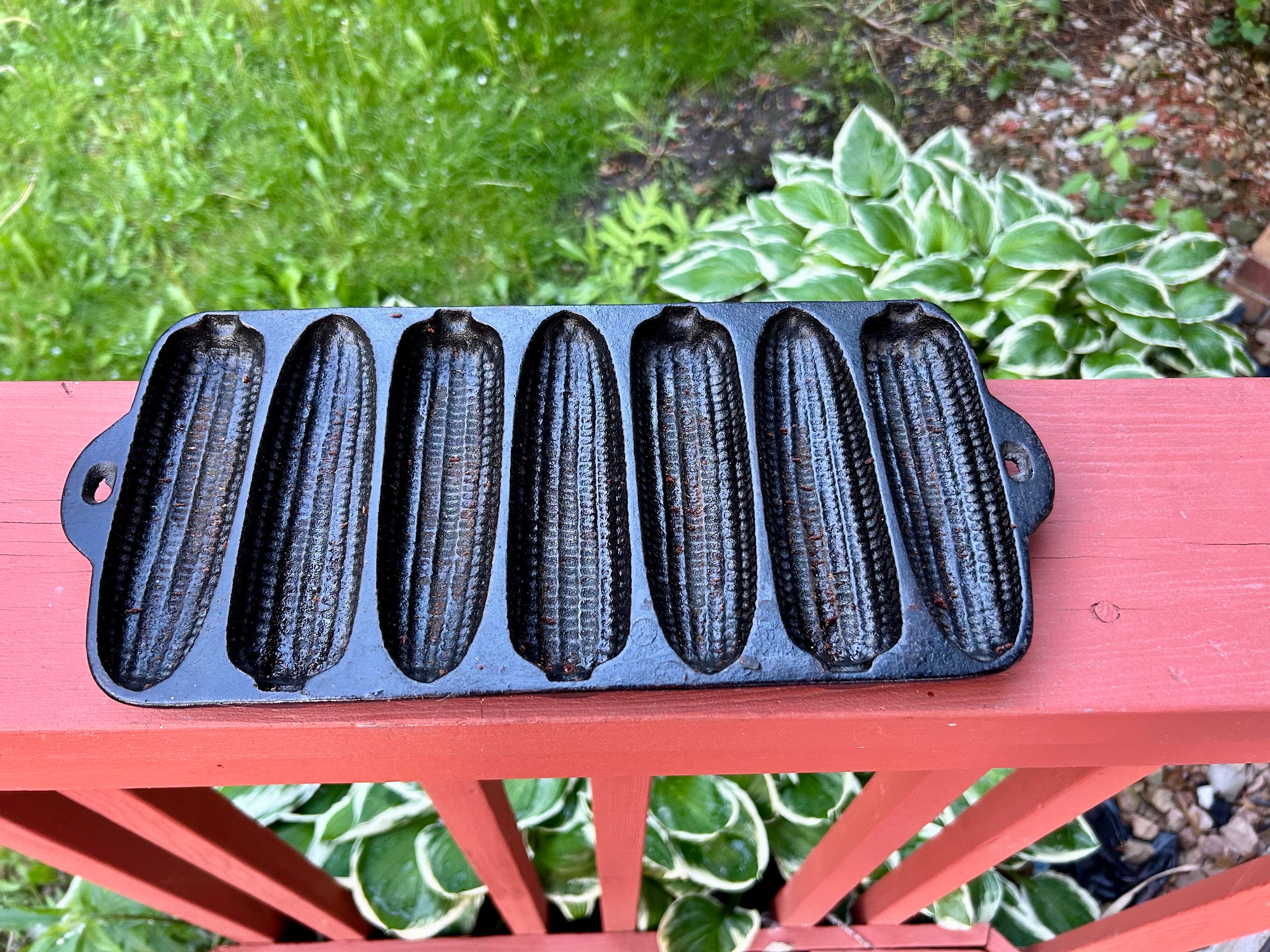 Vintage Wagner Ware Cast Iron 7 Corn Stick Pan Made in USA D - Etsy