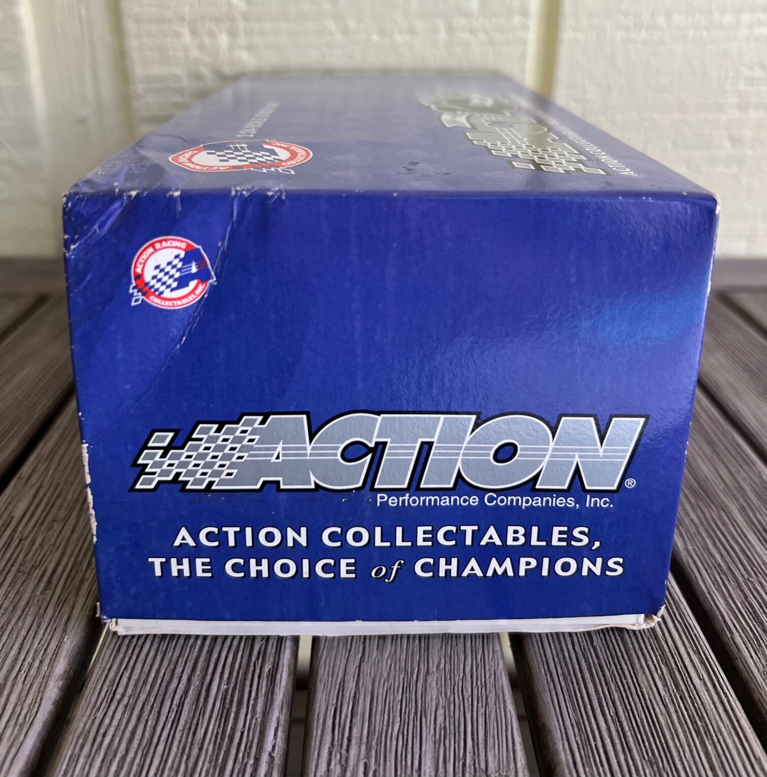 Dale Earnhardt Action NASCAR Legendary Series 2 Coke 1980 Ventura 1:24 ...