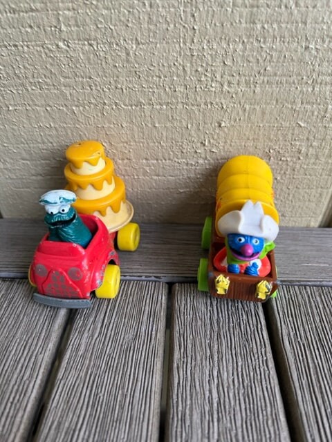 Sesame Street Die Cast Cars 8 Grover Bert Oscar Big Bird Cookie Monster ...