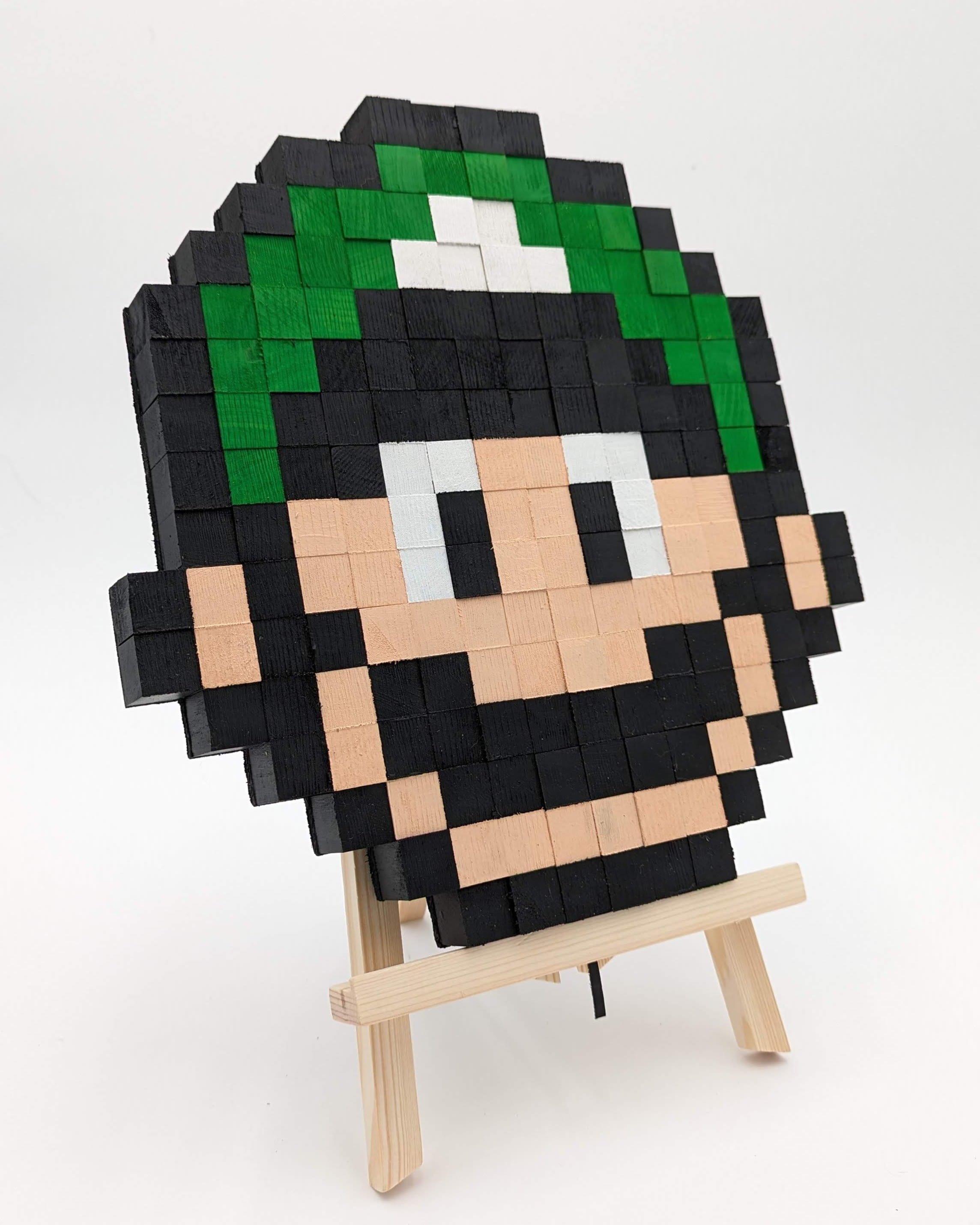 Luigi 8-bit Wooden Pixel Art - Etsy