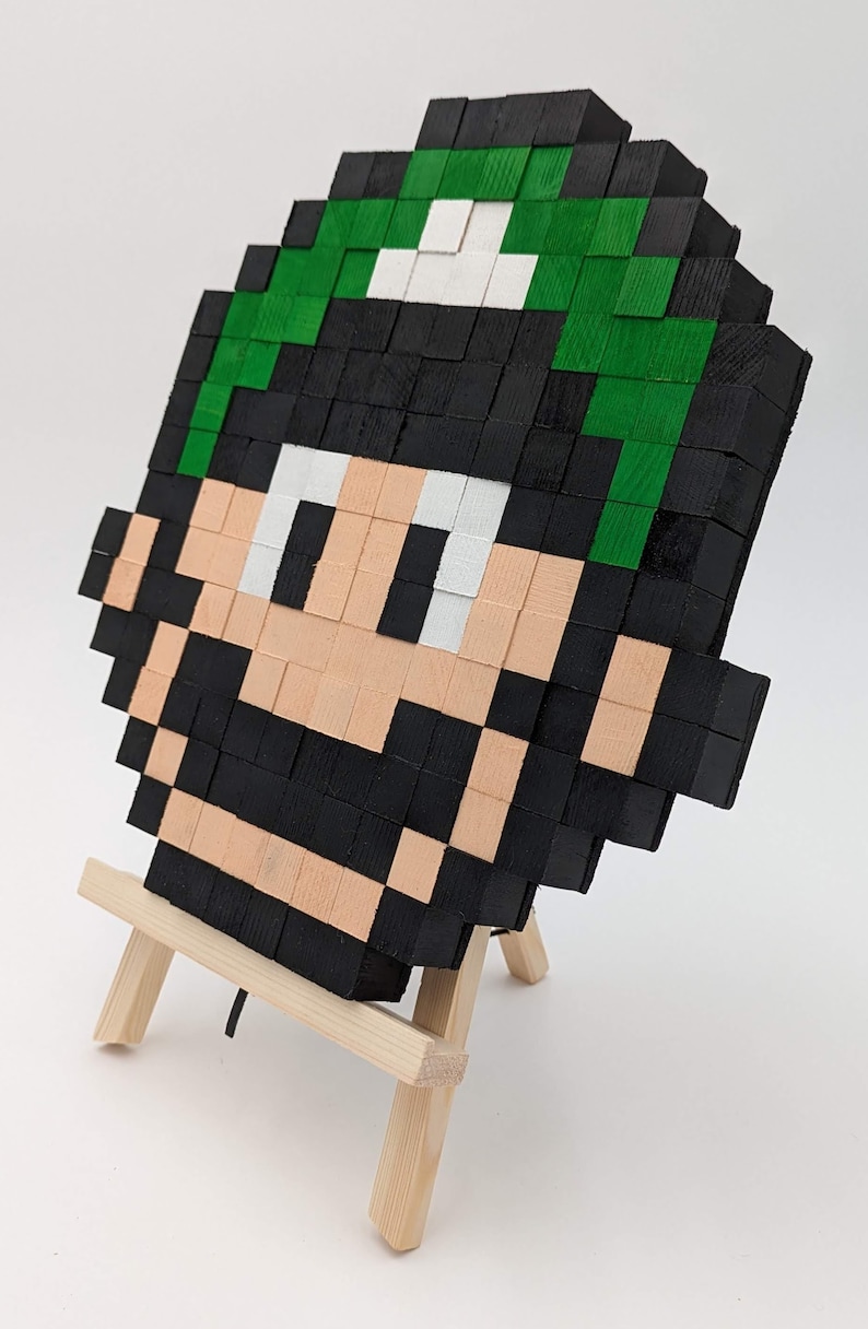 Luigi 8-bit Wooden Pixel Art - Etsy