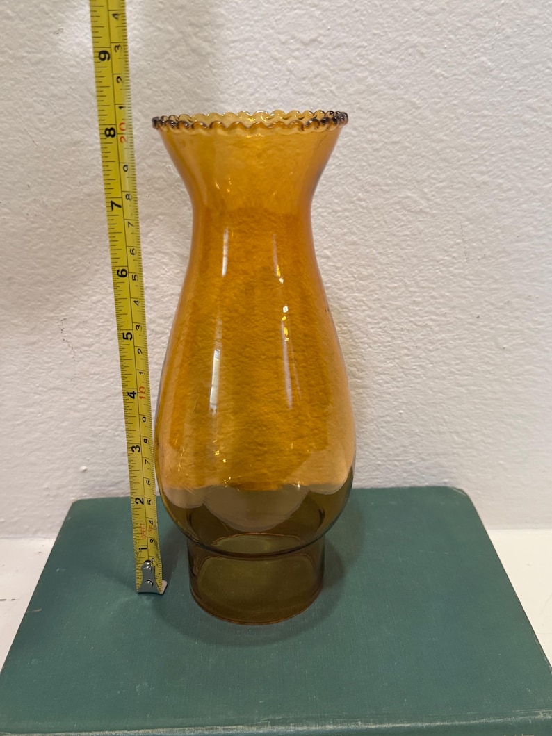 Vintage Amber Color Oil Lamp Chimney/flute With Ruffled Detailing at ...