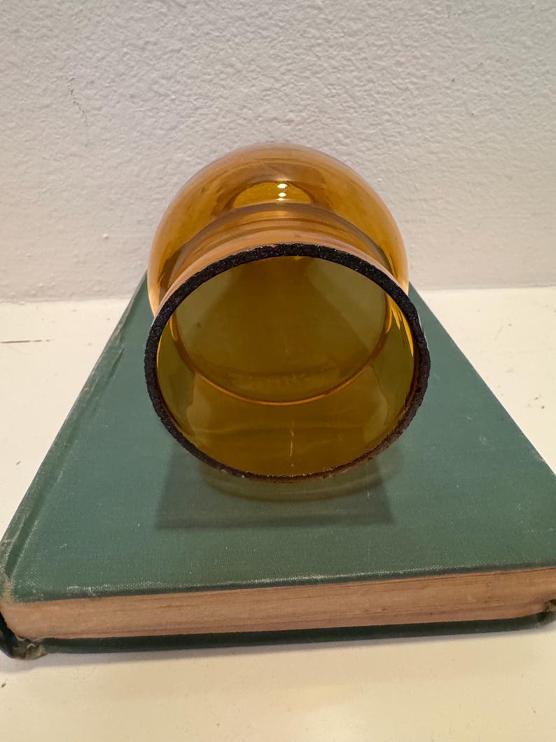 Vintage Amber Color Oil Lamp Chimney/flute With Ruffled Detailing at ...