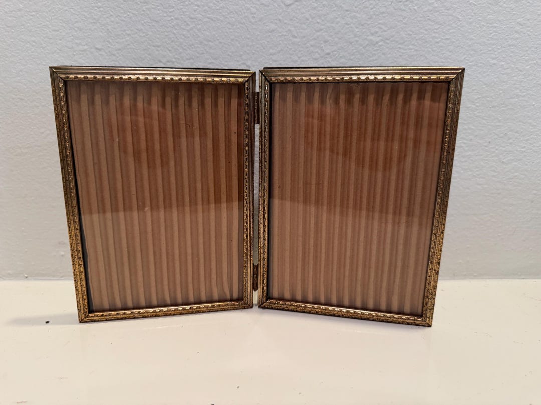 Vintage Heavily Tarnished Double Brass Gold Tone 5x7 Picture Frame - Etsy