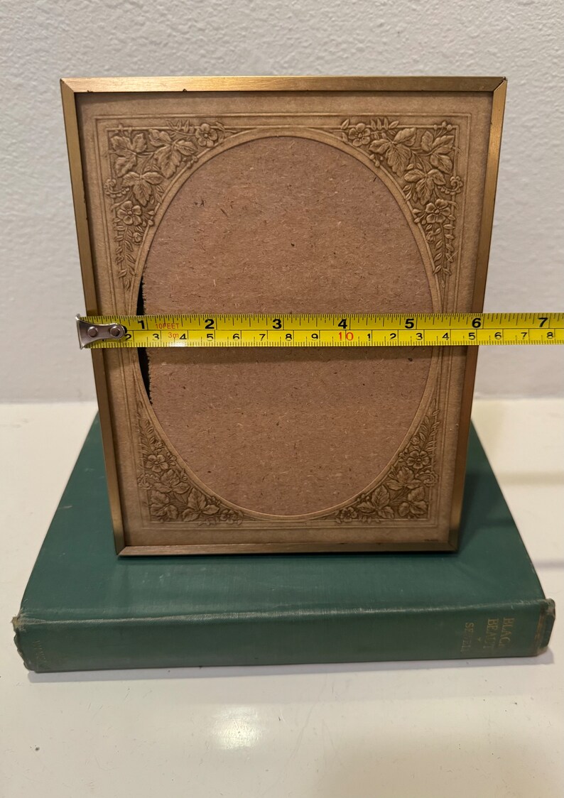 Vintage Brass 6x7 Picture Frame With Floral Leaf Paper Oval Border ...