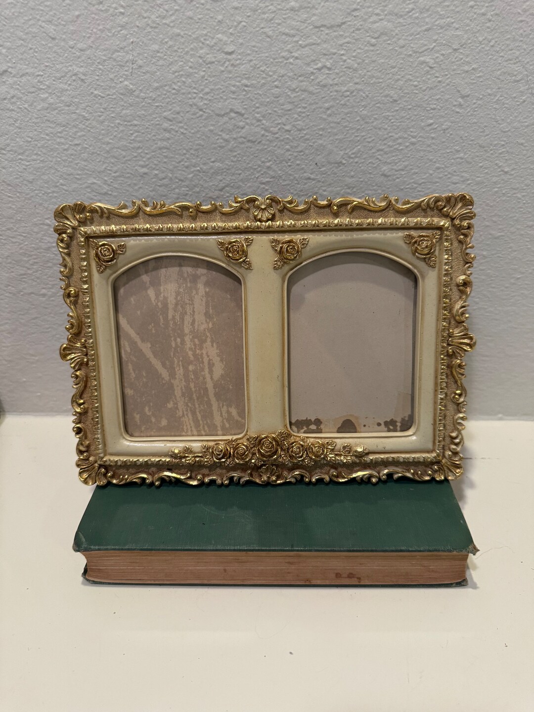 Vintage Hollywood Regency White & Gold Rose Detail 3.5x5 Double Picture ...