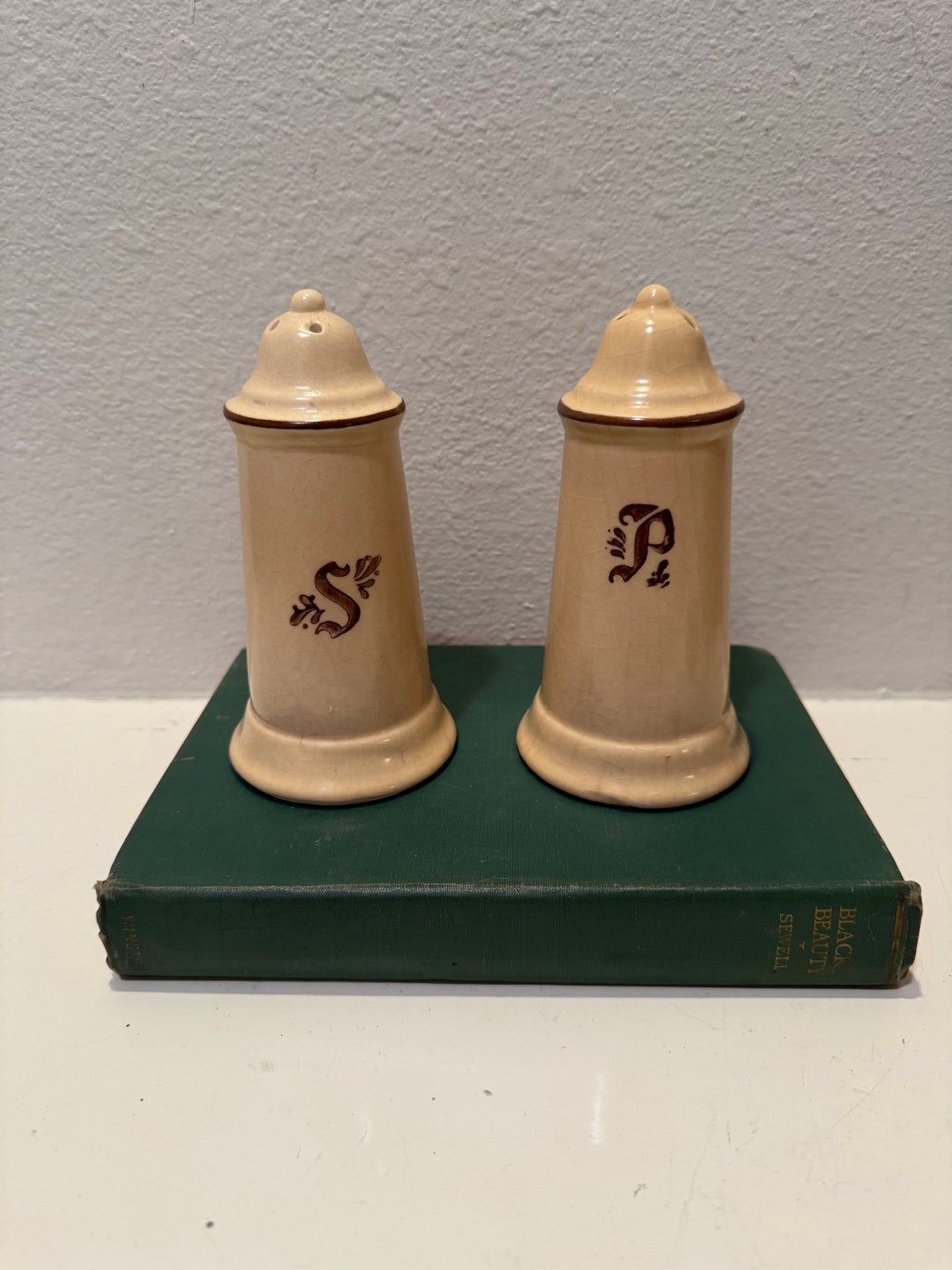 Vintage Pfaltzgraff Salt and Pepper Shakers Village Pattern - Etsy