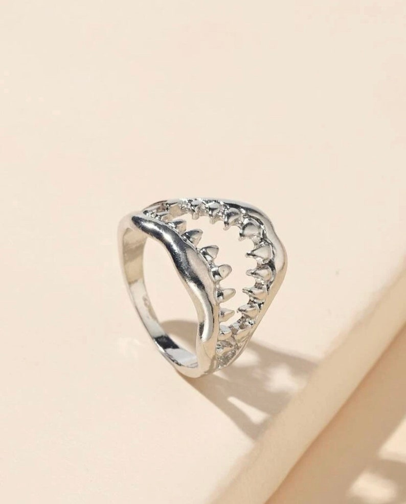 Shark Jaw Ring - Etsy