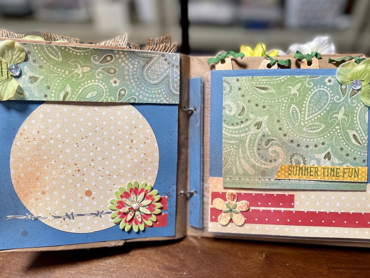 Farmhouse Scrapbook Album Birthday Paper Bag Gift Chicken Coffee Table ...