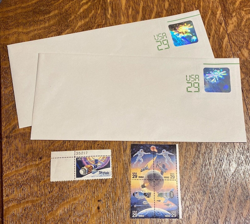 Lot of Space Theme US Postage Stamps Holographic Space Station Skylab ...