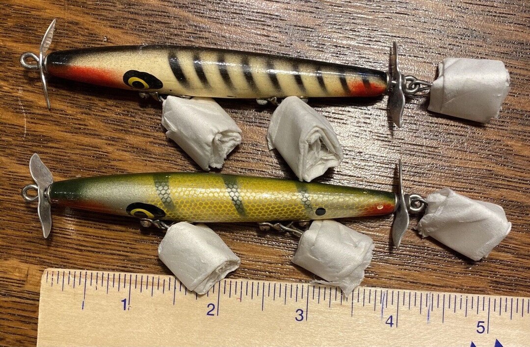 Smithwick Lures DEVELS Horse F-100 Series Lot of TWO 2 Lures, Both ... Smithwick Lures DEVELS Horse F-100 Series Lot of TWO 2 Lures, Both ...