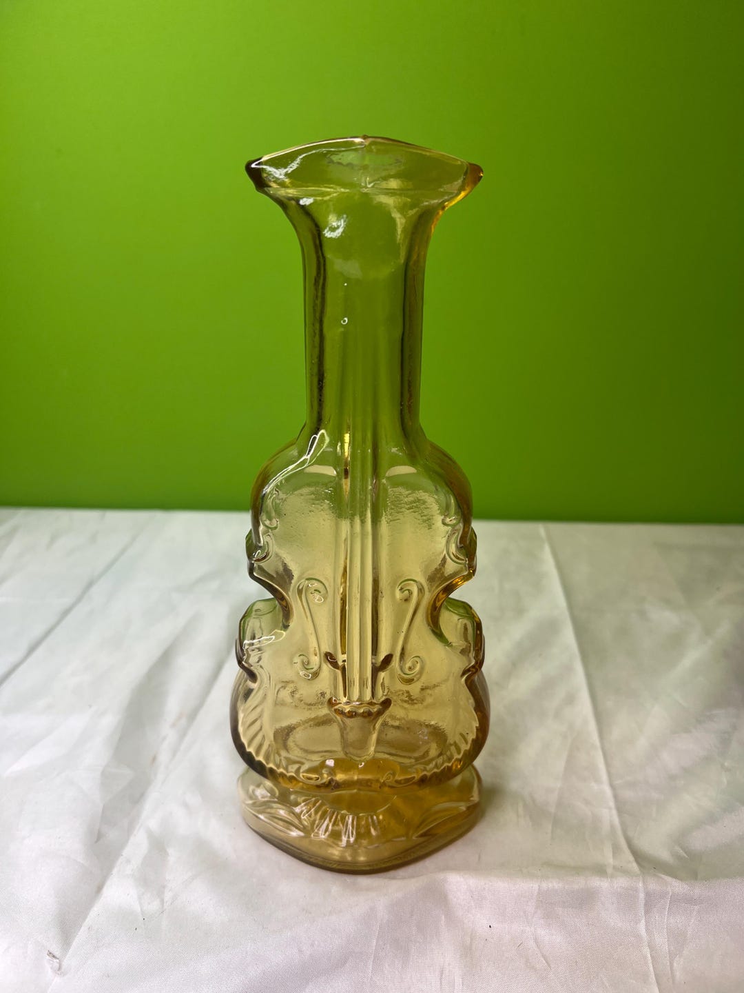 Vintage Imperial Glass Yellow Violin Cello Fiddle Embossed Glass Bud ...