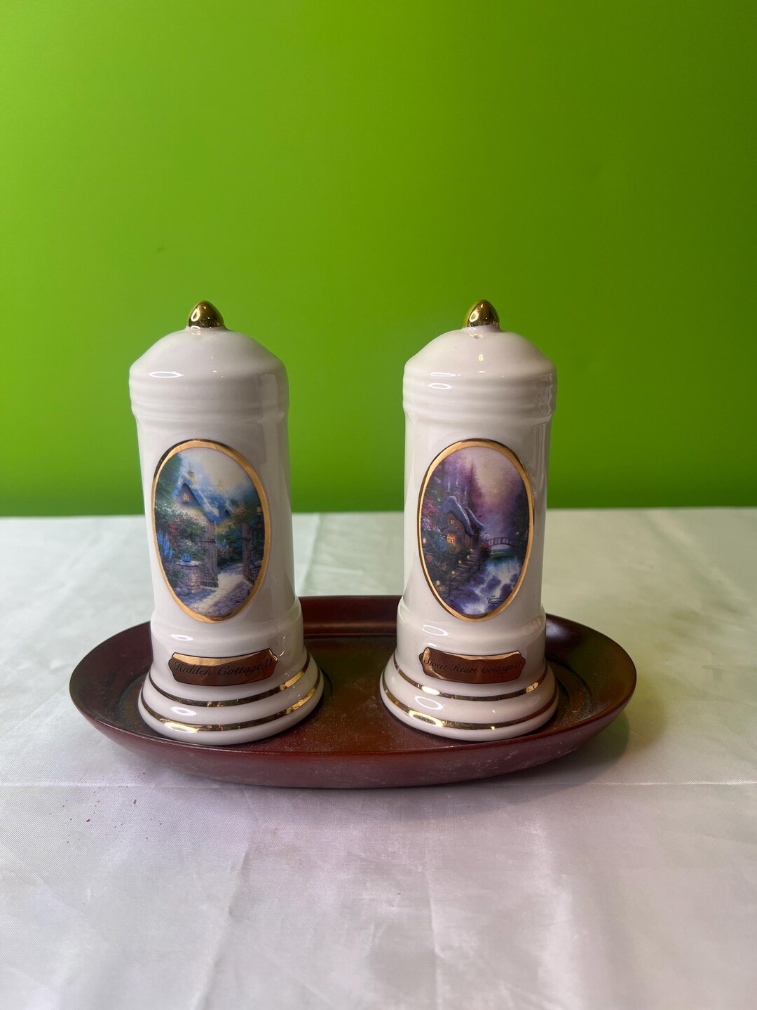 Vintage Thomas Kinkade Avon Porcelain Salt and Pepper Shakers Hidden ...