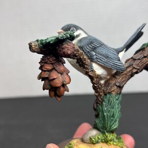 Vintage Border Fine Arts Studio Chickadee W/ Pinecones North American Birds Figurine Enesco 2004 ...