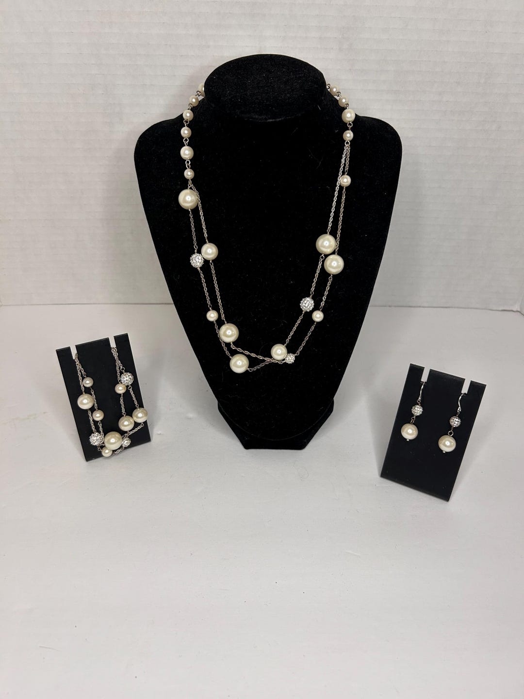 Vintage Chaps Silver and Pearl Multi Layer Necklace, Earrings, Bracelet ...