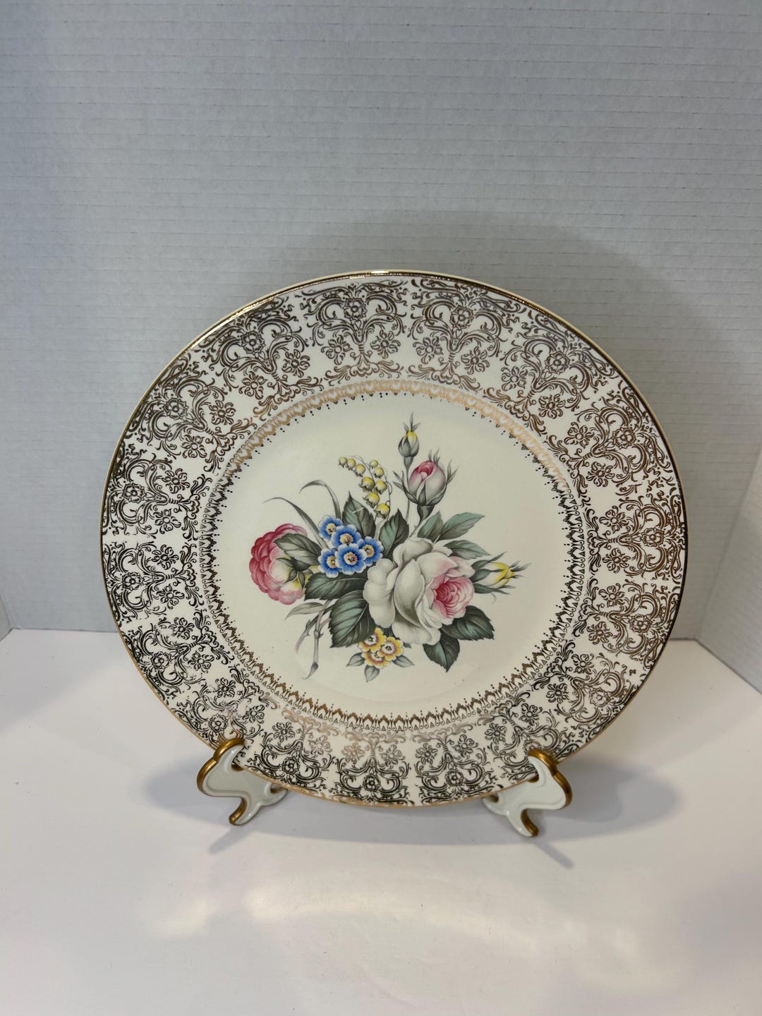 Vintage Harker Pottery Co Gold Flourish Pattern Center Floral 11 Dinner ...