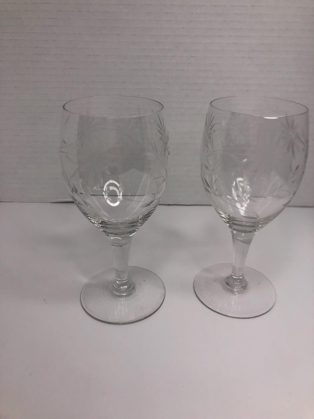 Vintage Etched Glass Thistle Cornflower Wine Glasses ,smooth Stem ...