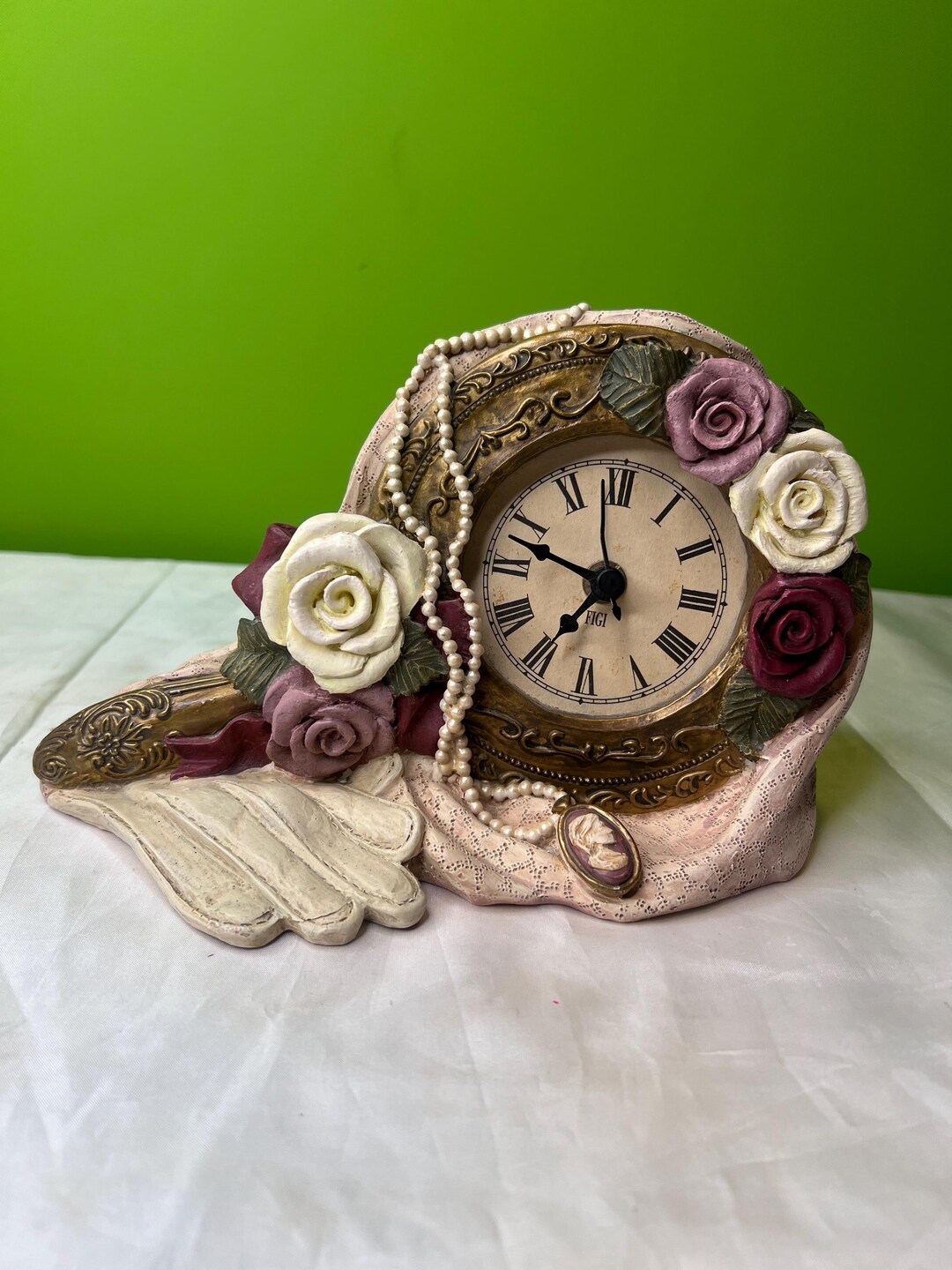 Victorian Figural Hand Mirror FIGI GRAPHIC CLOCK Pink Floral Flower ...
