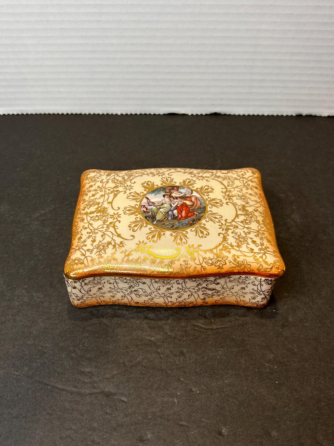 Vintage Dorset China Porcelain Beige and Gold Rectangle Jewelry Trinket ...