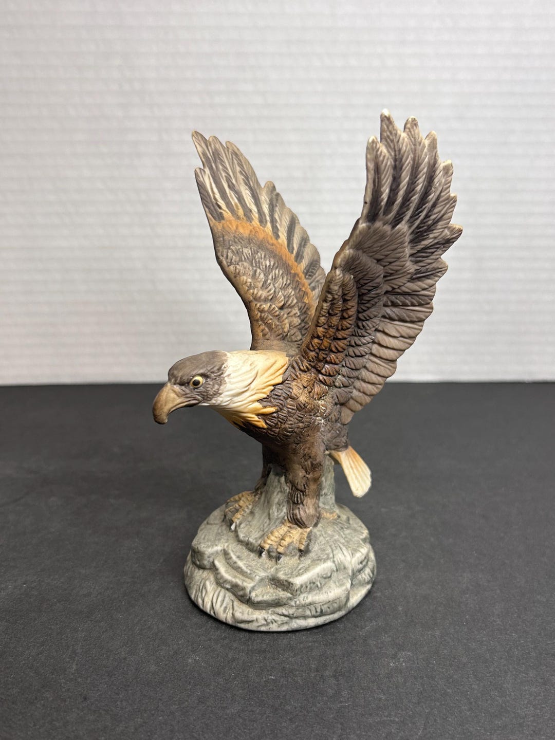 Vintage Royal Heritage Collection Porcelain American Eagle on Stone ...