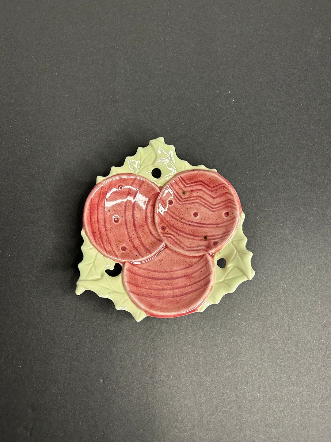 Vintage Handpainted Ceramic Holly and Leaf Christmas Plate Signed ...