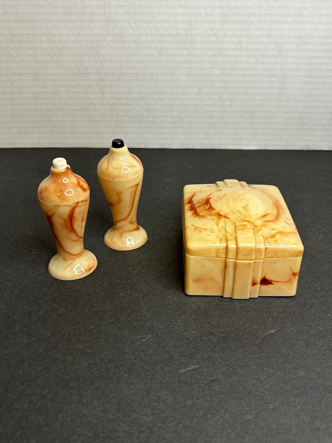 Vintage Carvanite Plastic Press Button Salt and Pepper Shaker in Case ...