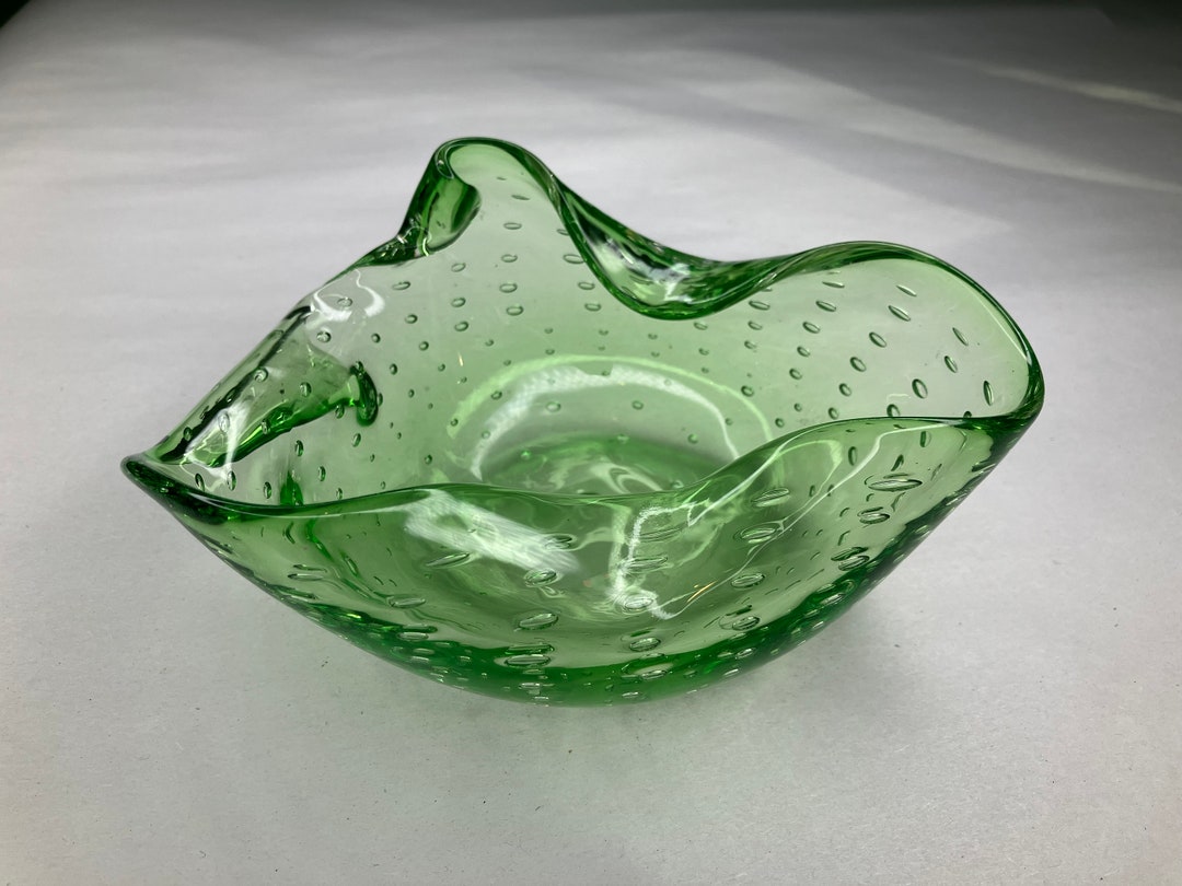 Vintage Hand Blown Green Bubble Glass Trinkets Dish With Gorgeous ...
