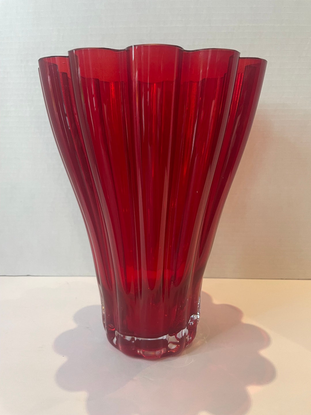 Vintage Ruby Red Fluted/ Pleated Large Vase With Clear Base - Etsy