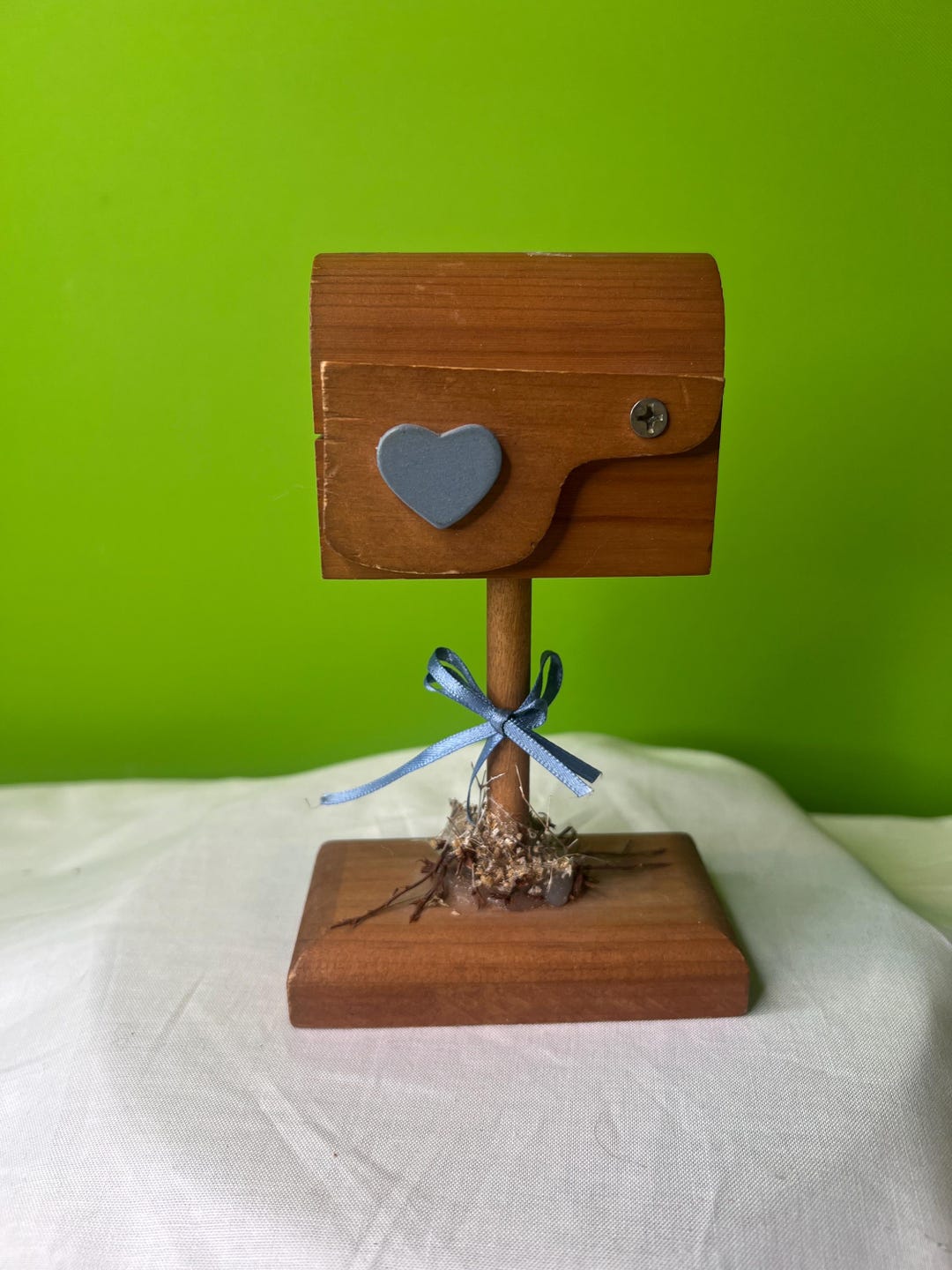 Vintage Wooden Mailbox Stamp Roll Dispenser ~ Blue Heart ~ Moveable ...
