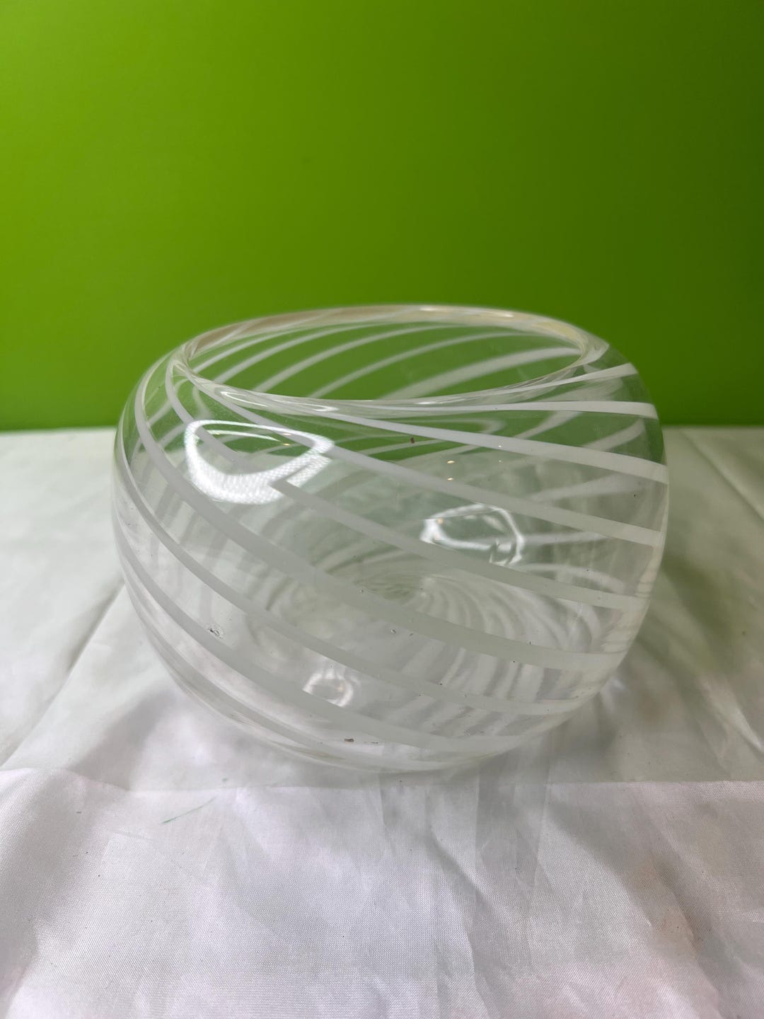 Vintage Clear Glass Bowl With White Swirl Lines ~ Thick - Etsy