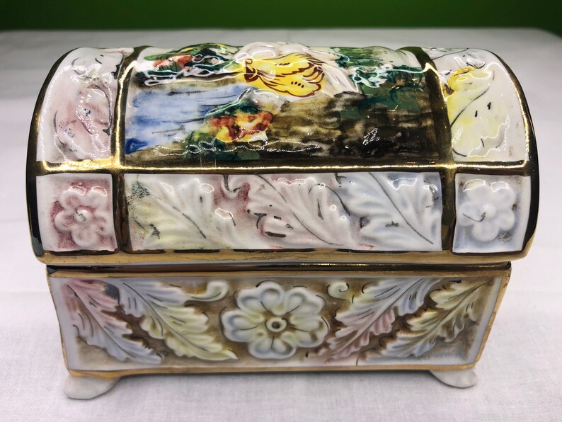 Vintage R. Capodimonte Porcelain Box for Dresser Trinkets Made in Italy ...