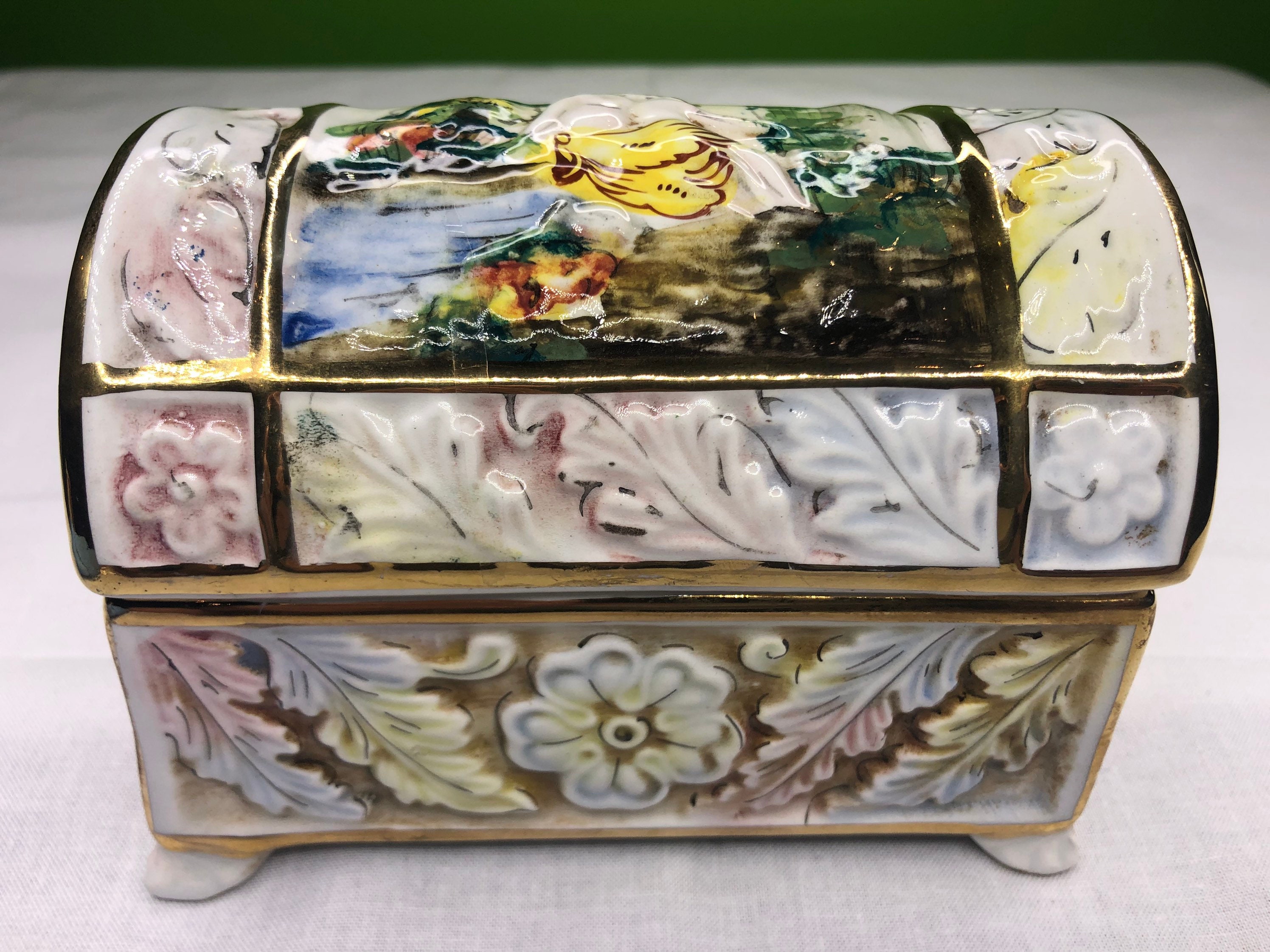 Vintage R. Capodimonte Porcelain Box for Dresser Trinkets Made in Italy ...