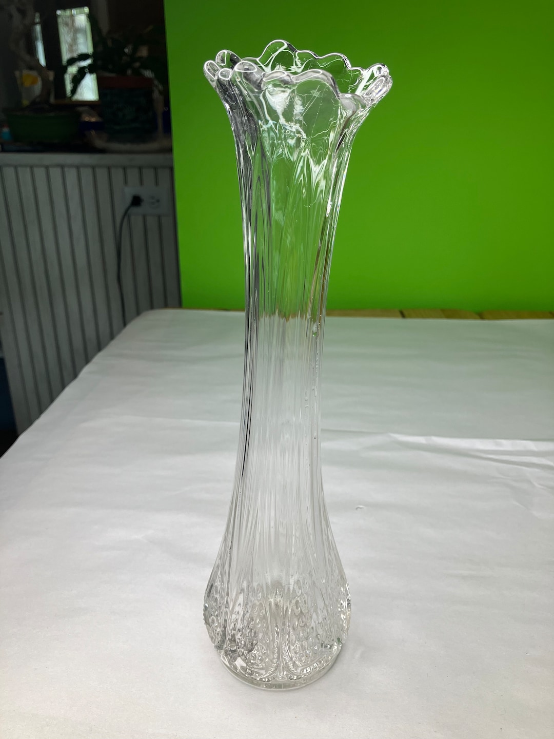 Vintage Clear Swung Glass Vase With Gorgeous Look - Etsy