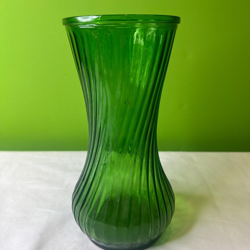 Swirl Vase - Etsy