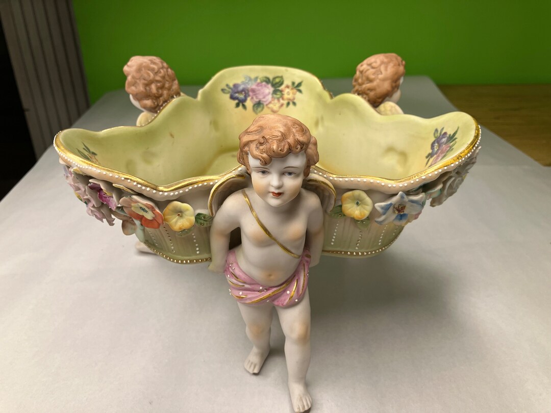 Vintage Fine Porcelain Capodimonte Style Footed Bowl With Gorgeous ...
