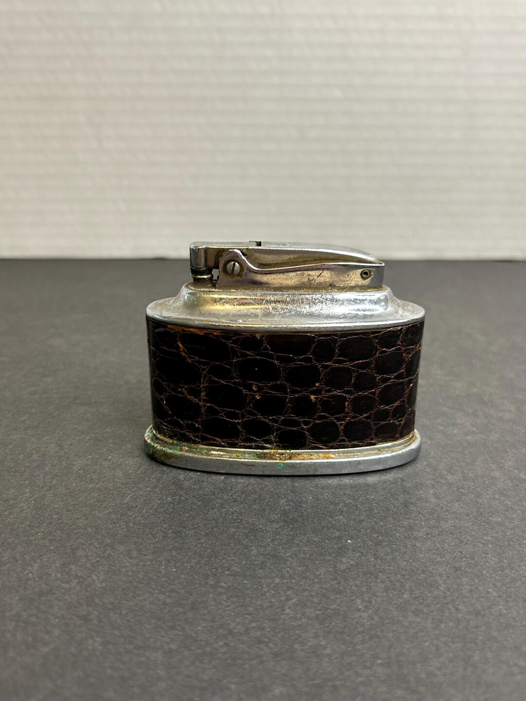 Vintage Heavy Ronson Senator Leather Reptile Wrapped Table Cigar ...