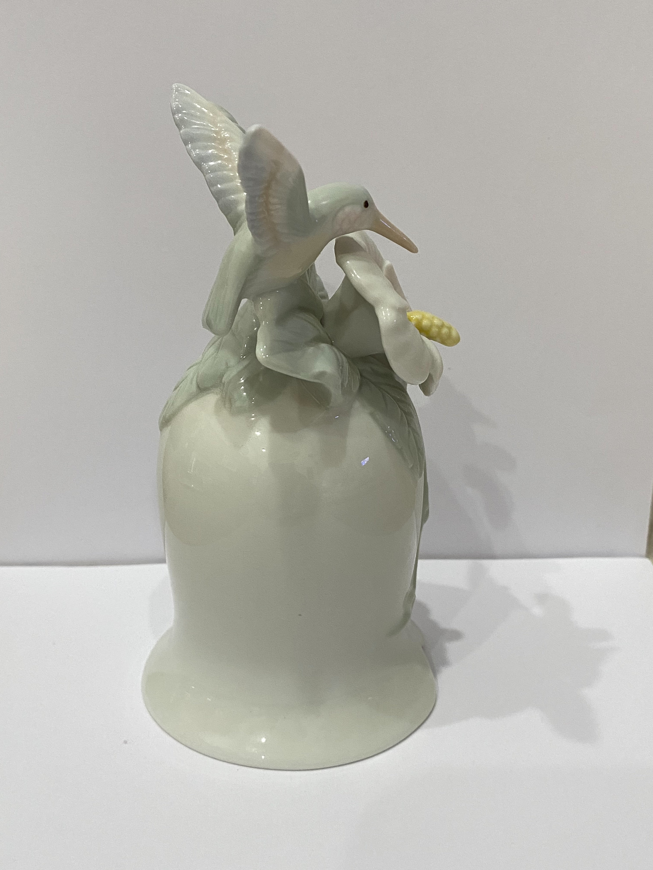 Beautiful Hummingbird Bell Music Box by the San Francisco Music Box ...