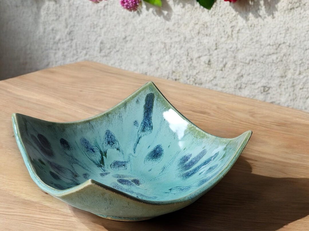 Hand-made Ceramic Bowls -pottery Display Plates/ Bowls - Serving or ...