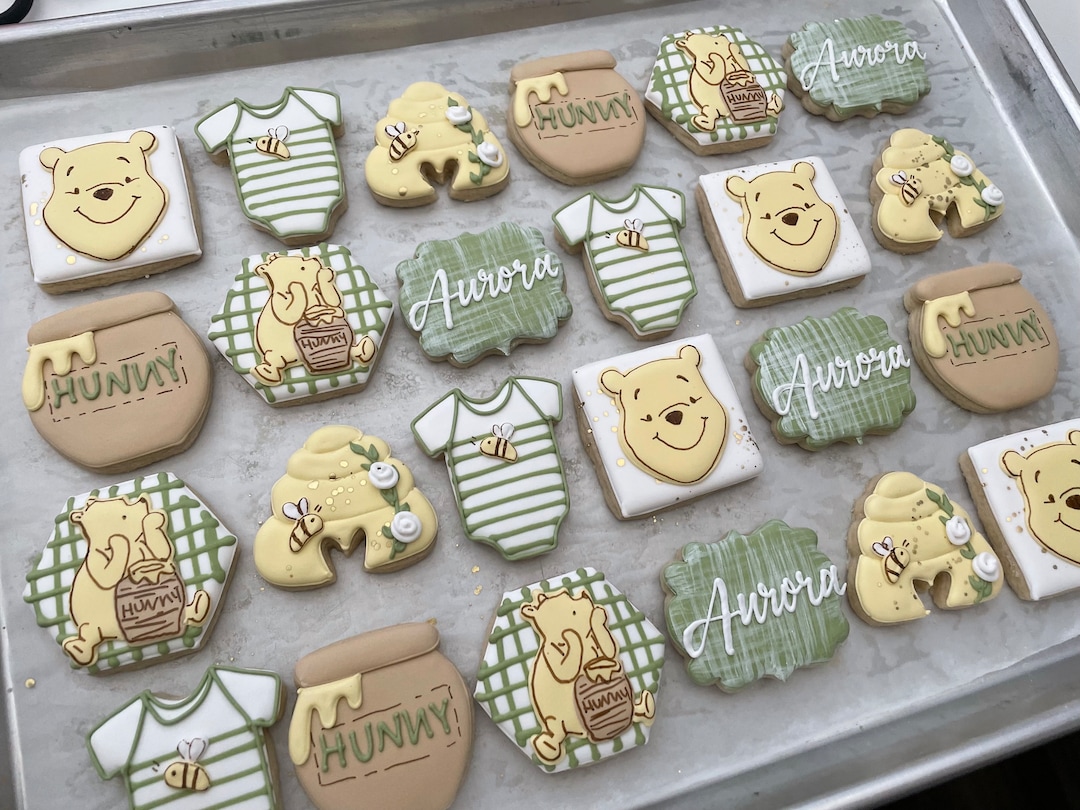 Winnie the Pooh Baby Shower Cookies, Pooh Bear Birthday Cookies, Party ...