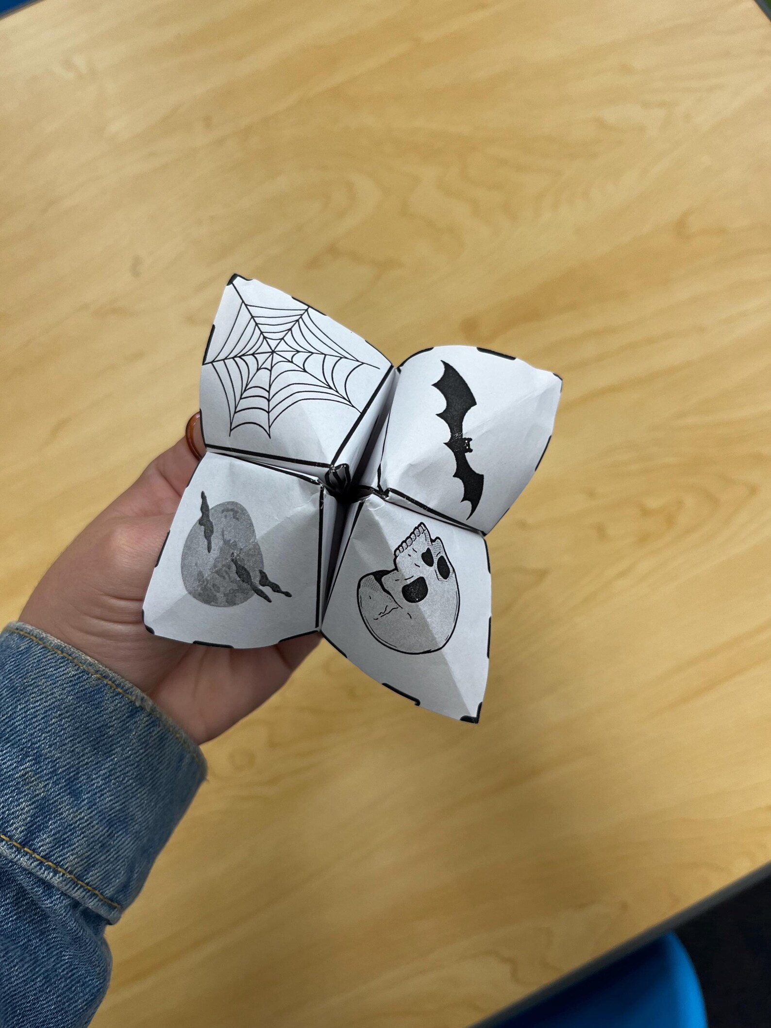 Spooky Halloween Printable Fortune Teller Cootie Catcher for Kids ...